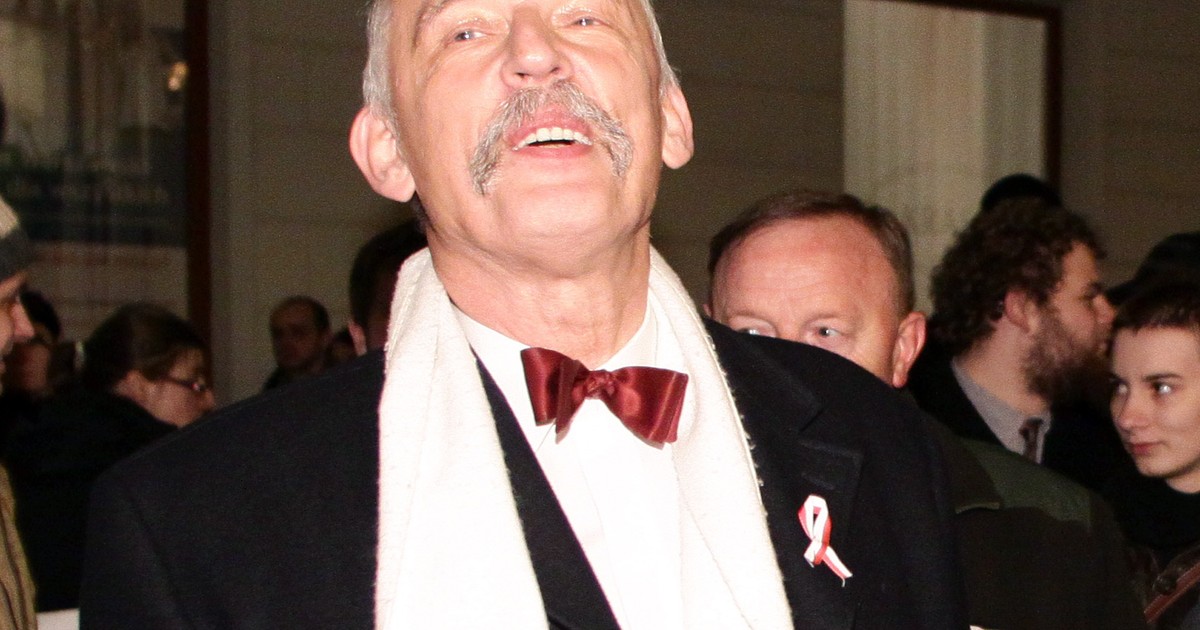 Korwin-Mikke: nienawidzę UE, nowego okupanta Polski. Spaliłem flagę ...