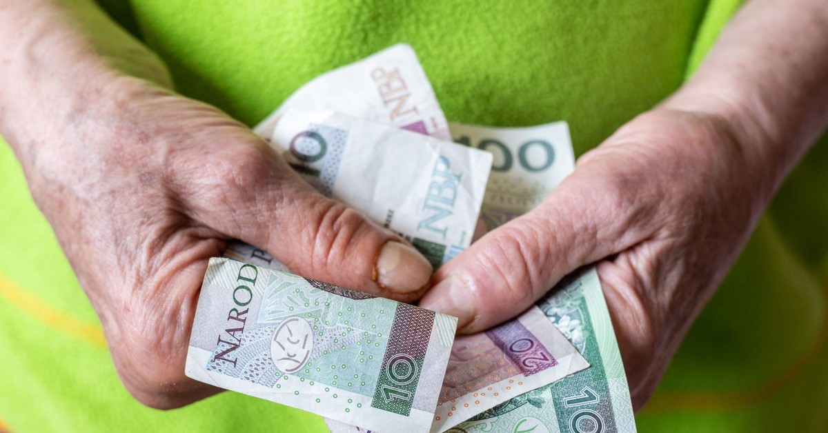 Trzynasta emerytura 2025. Ile wyniesie trzynasta emerytura "na rękę"? Takie kwoty netto ...