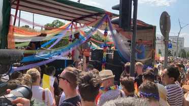 Budapest Pride - fotók a felvonulásról és az ellentüntetésről - Blikk