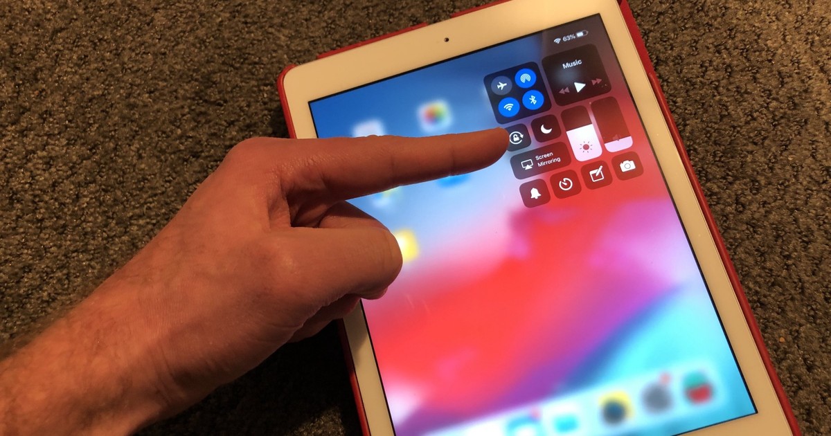 How to rotate your iPad screen and lock or unlock its orientation ...