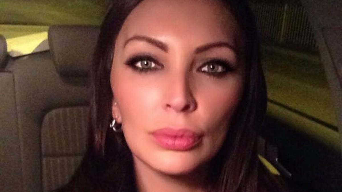 Manda Popović pretukla još jednu pevačicu!