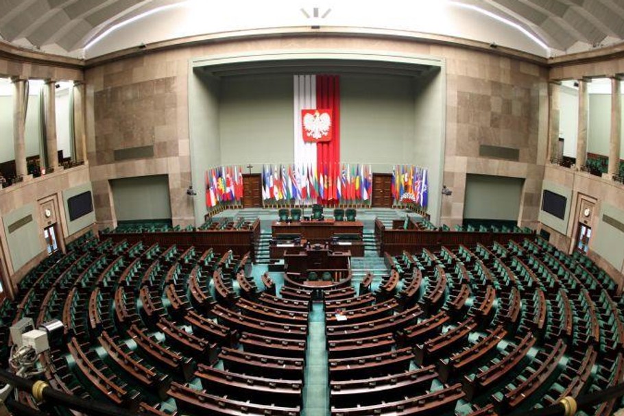 Sejm: Złapano złodzieja. Złodziej z Wiejskiej złapany - Polska ...