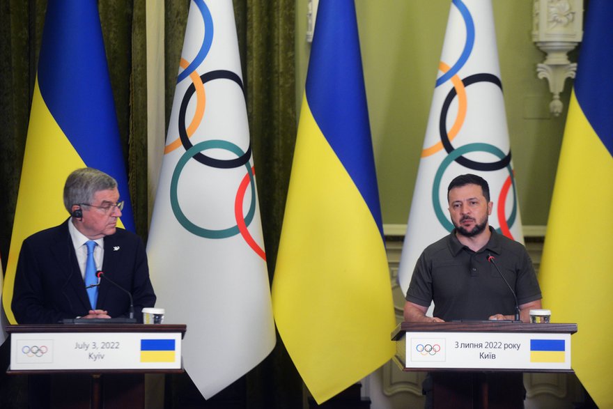 Na czym polega spór z MKOl. Warunki startu w igrzyskach Paryż 2024 to ...