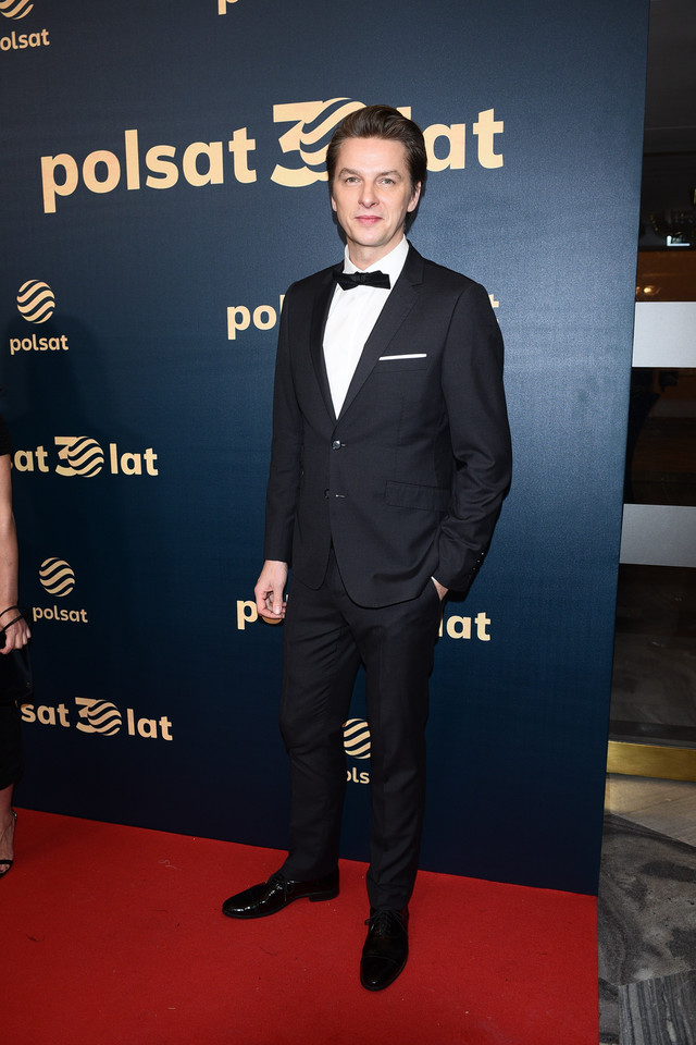 30 lat Polsatu. Zawadzka jak królewna, ale patrzymy na Dodę. Wow! [FOTO ...