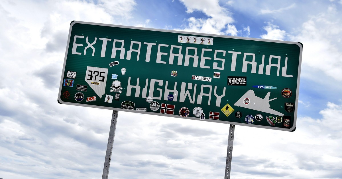 Strefa 51. Czy szturm w poszukiwaniu obcych się powiedzie? | Newsweek