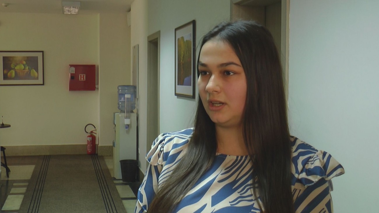 Anđela iz Čačka ima 19 godina i dobrovoljno se prijavila da ide u vojsku - Blic