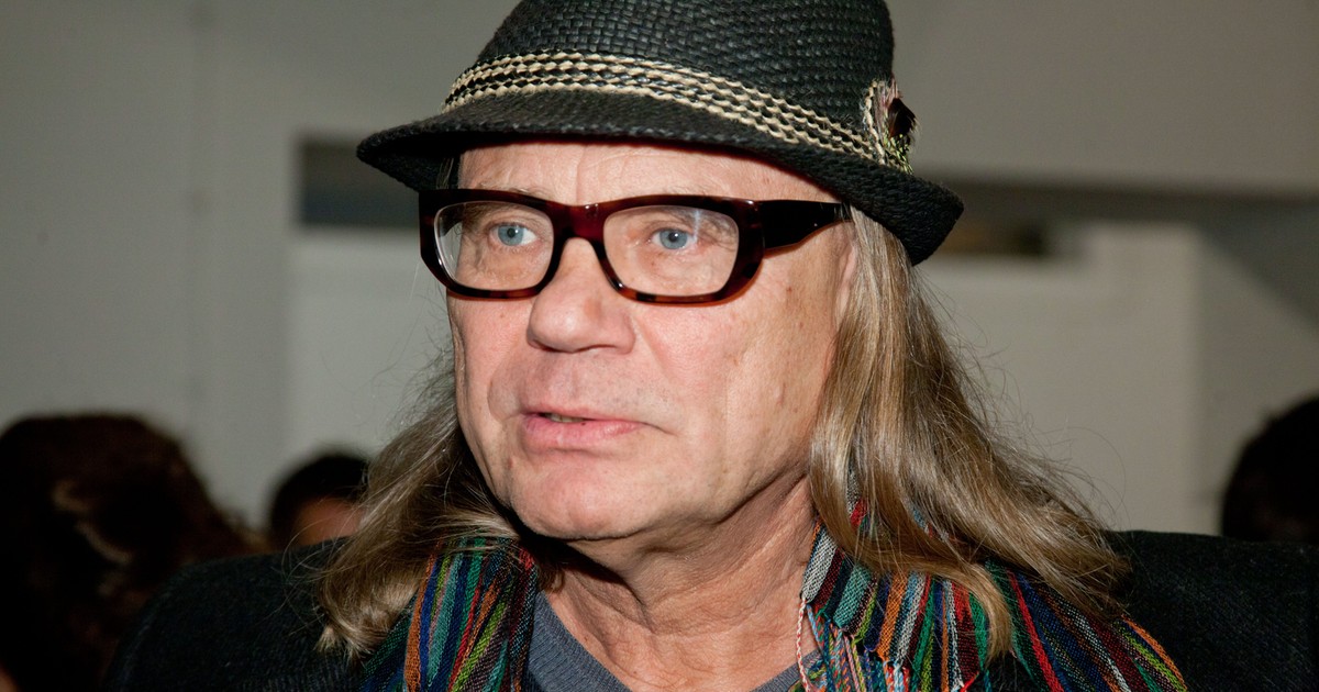 Kamil Sipowicz miał wziąć ślub. Podobno już rozstał się z młodszą ...