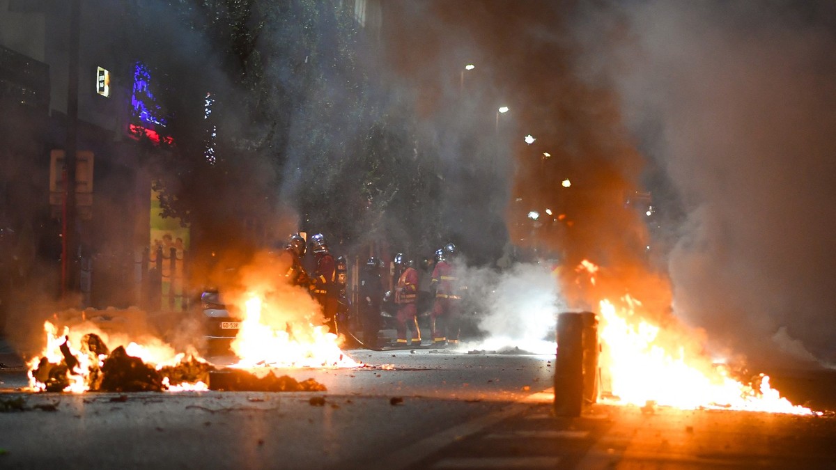Marsej kao ratna zona: Ovako je izgledala noć nereda u francuskom gradu ...