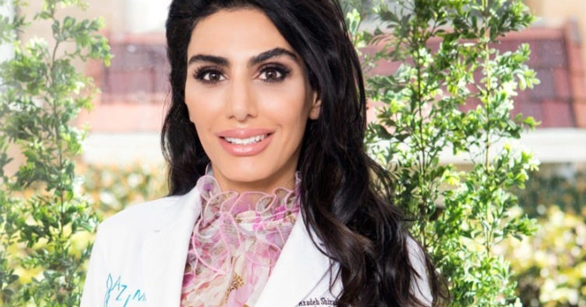 A dermatologist takes 5 supplements every day that help with smooth ...