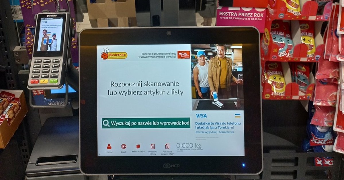 Nowa funkcja kasy samoobsługowej w Biedronce. Do czego służy?