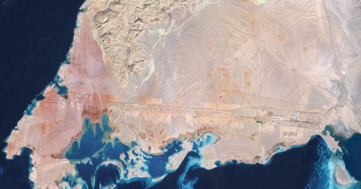 Neom axed a $1.5B project to make water for the city, report says ...