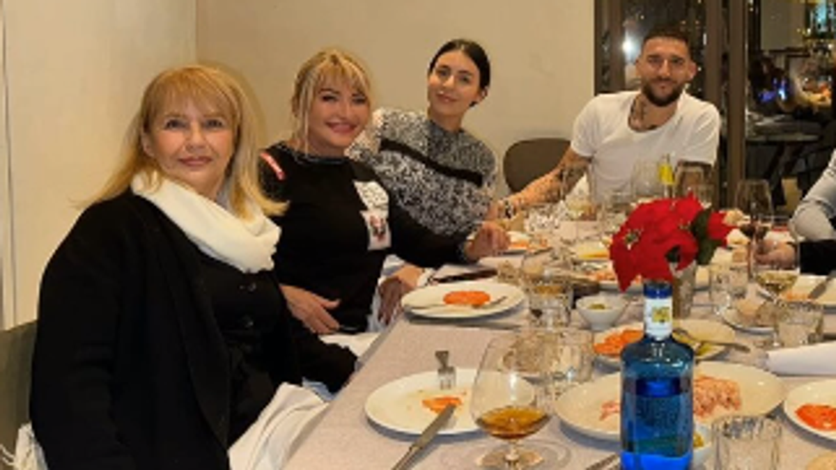 Anastasija i Nemanja Gudelj ugostili Gocu Lazarević u Sevilji: Pevačica se odmah pohvalila - Blic