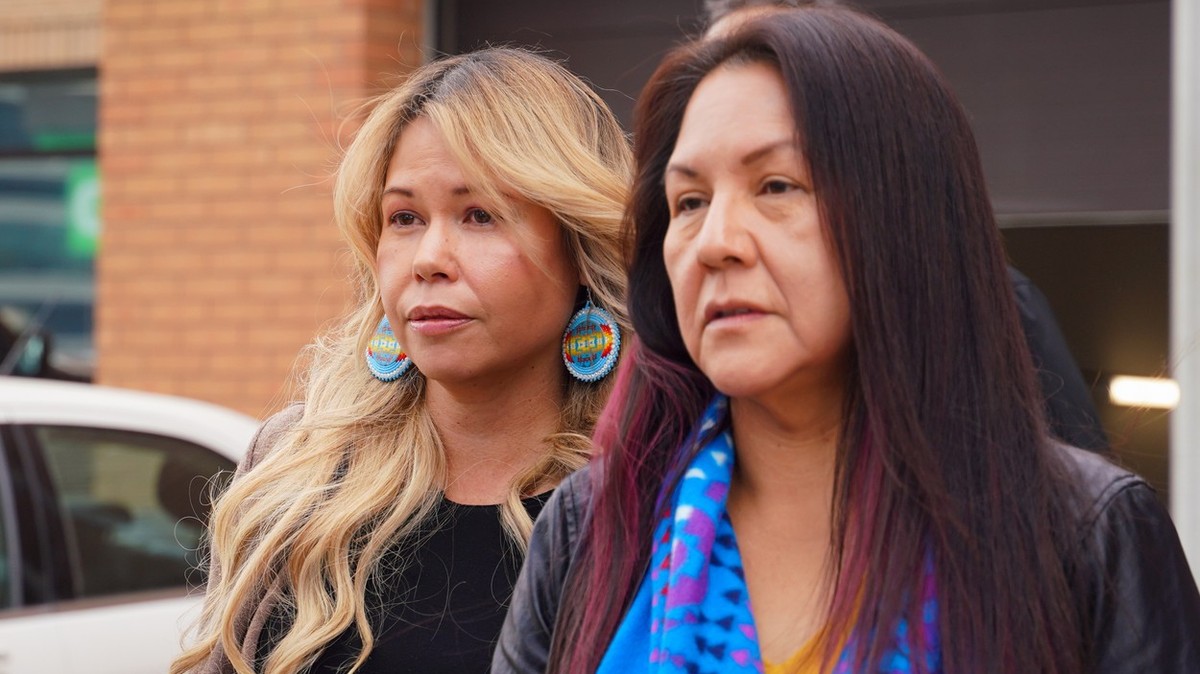 Megrendezte a saját és kisgyereke halálát Dawn Walker írónő - Blikk