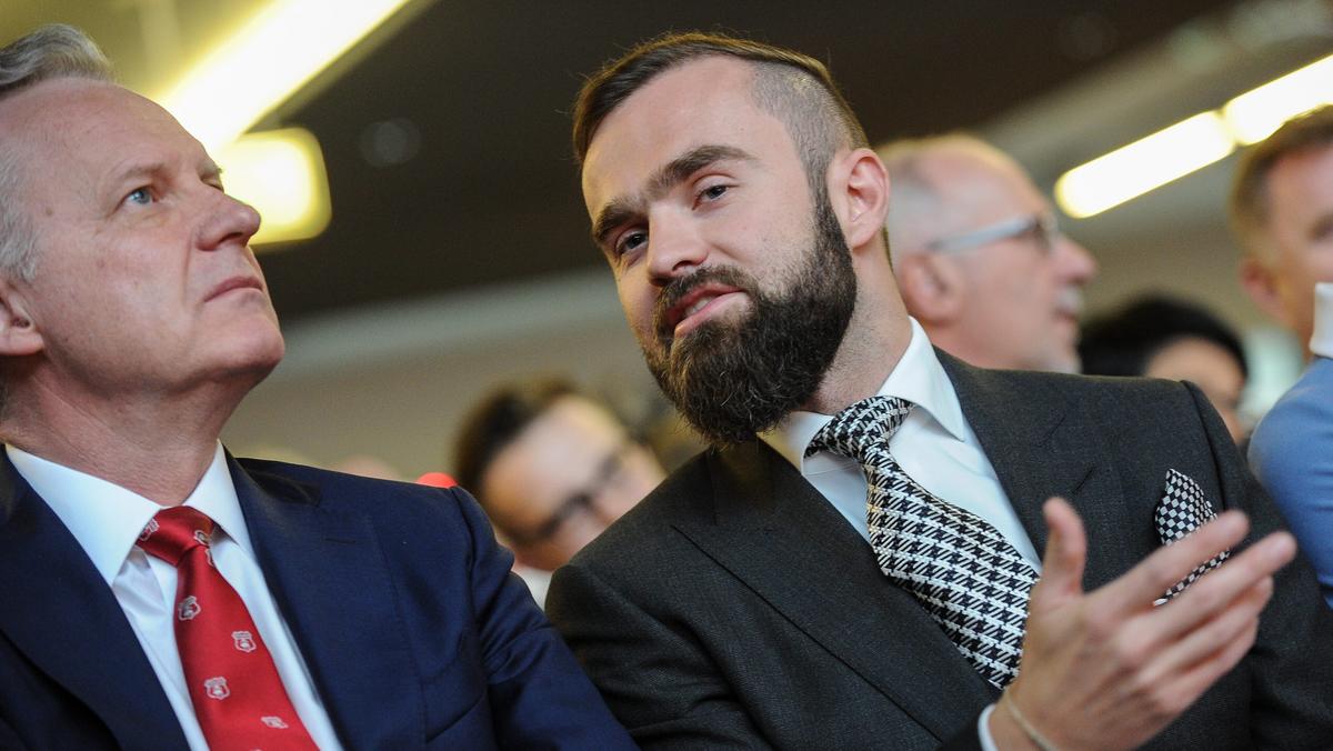 „Sebastian Kulczyk doszedł do fortuny roznosząc ulotki”. Nareszcie ...