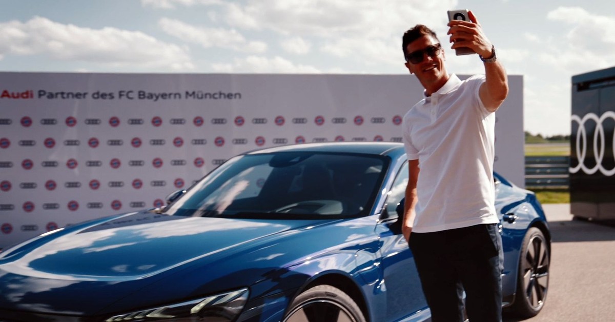 Robert Lewandowski ma nowy samochód. To elektryczna rakieta - Dziennik.pl