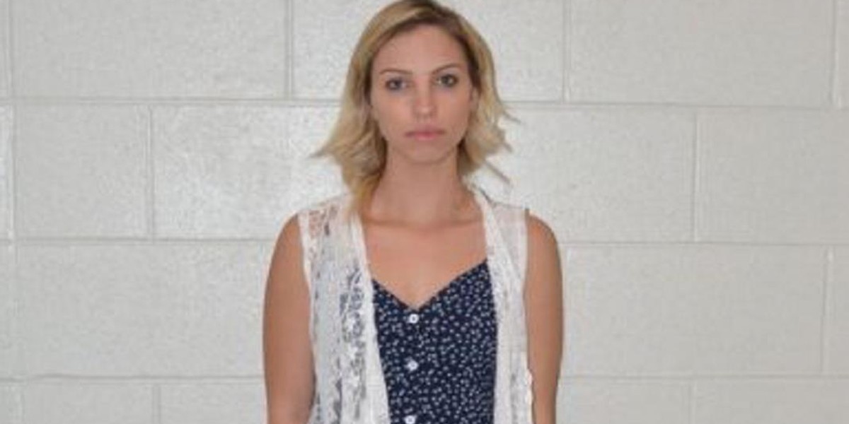 Arizona: Brittany Zamora nauczycielka uprawiała seks z uczniem Arizona: Brittany Zamora nauczycielka uprawiała seks z uczniem