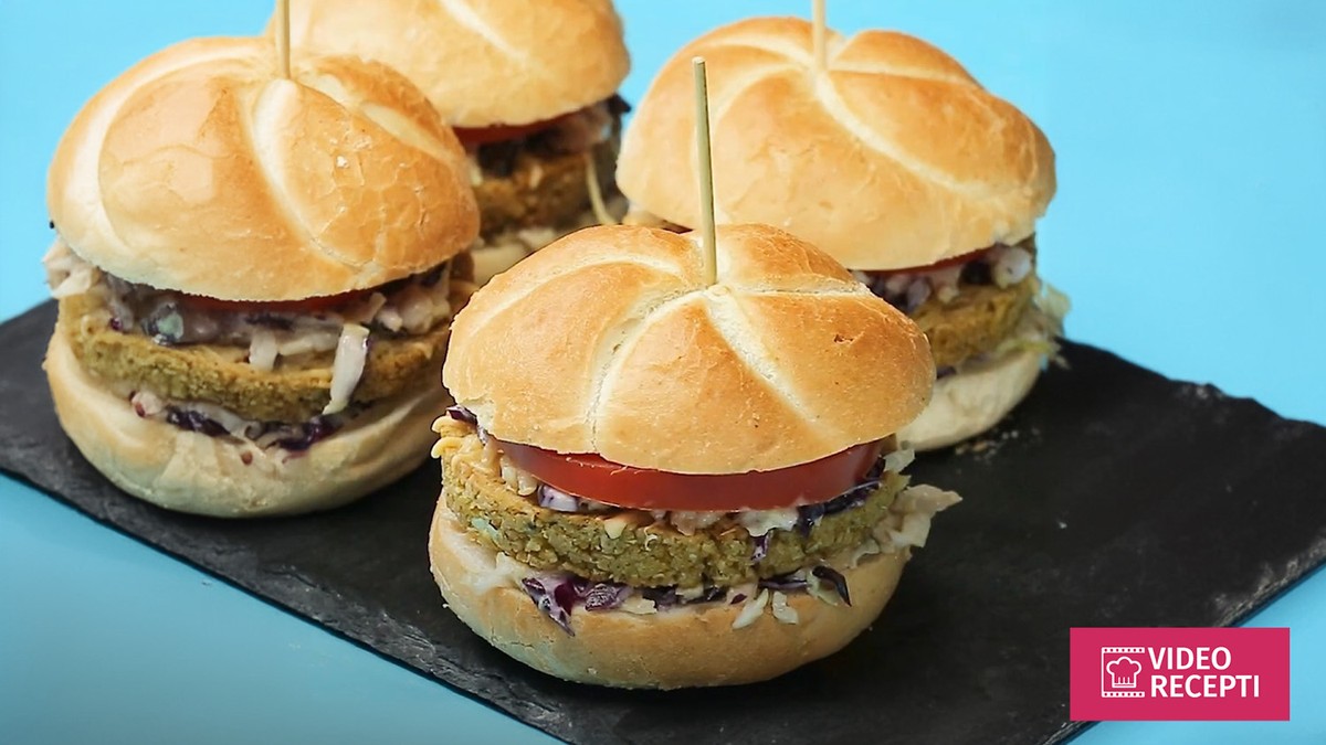 Recept za vege burger koji će obožavati i najveći ljubitelji mesa - Žena.rs