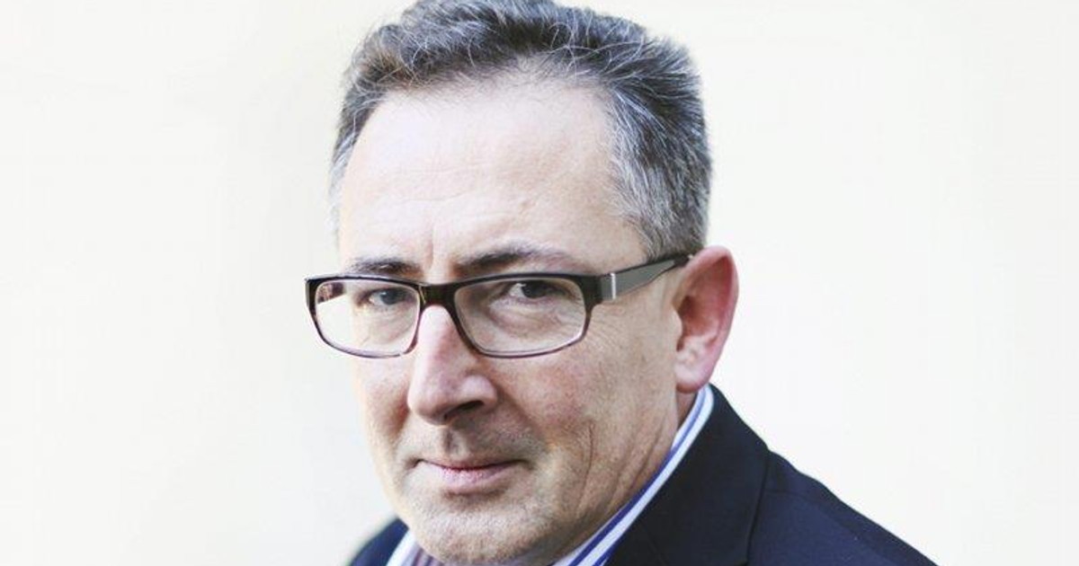 Szef MSW: Alarmy bombowe były fałszywe | Newsweek