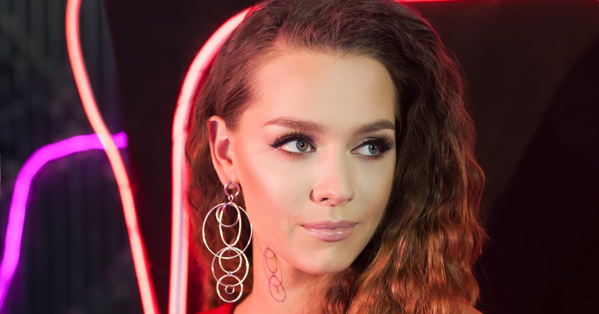 Ania Ruśniarczyk - kim jest piękna debiutantka? Zdjęcia. Wywiad ...