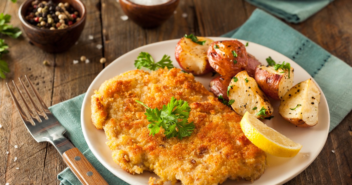 Kotlet schabowy - przepis na tradycyjny polski obiad - Onet Gotowanie