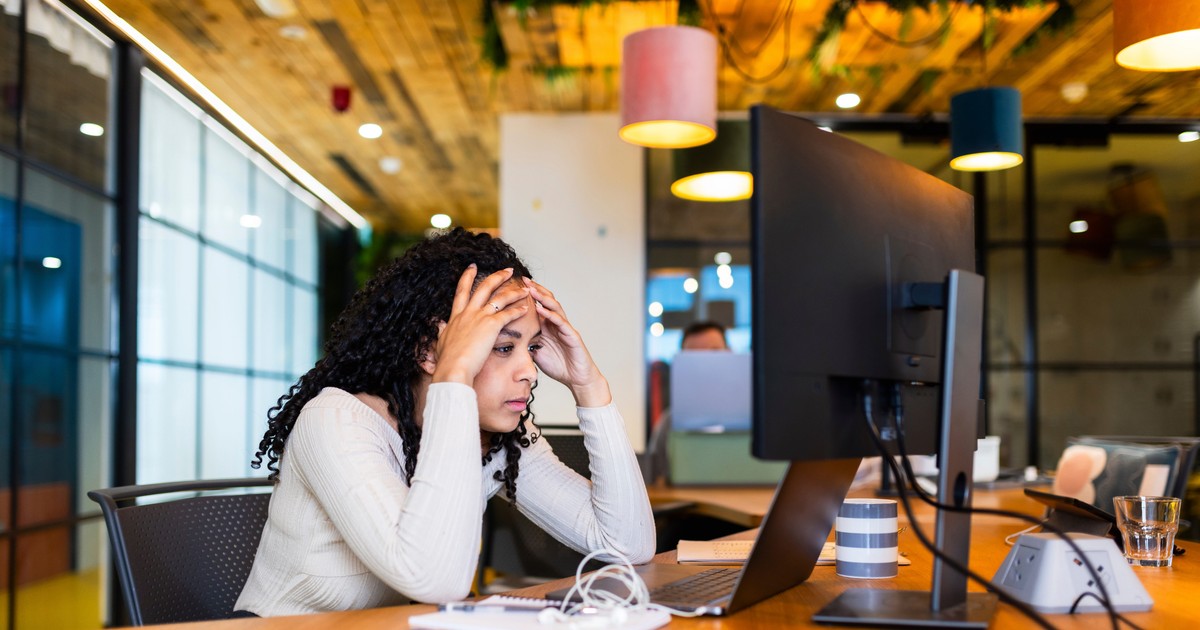 I hired a Gen Z intern, and she 'quiet quit' in a week. I realized the ...