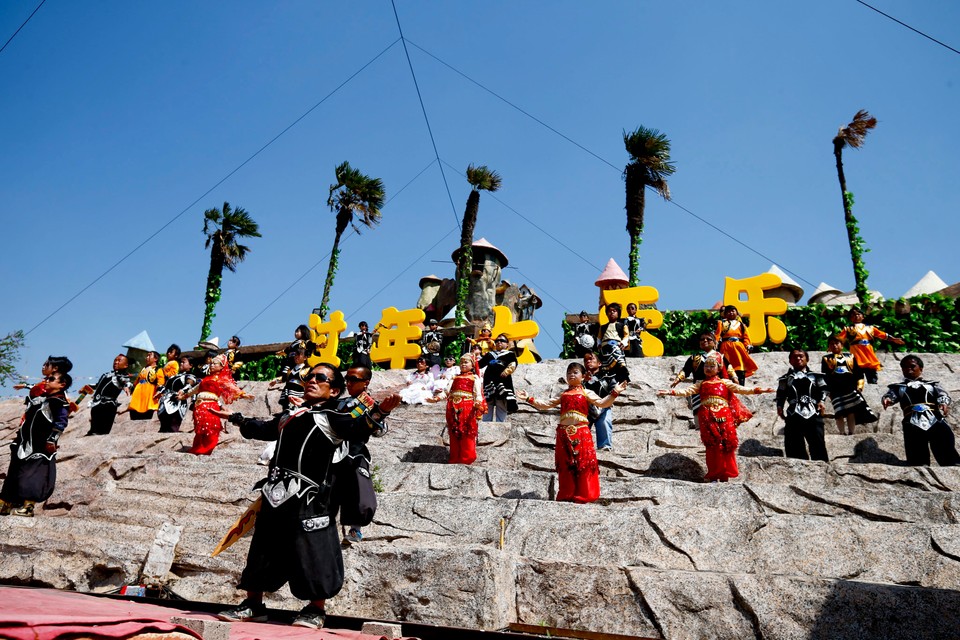 Niezwykłe miasto karłów, mają swojego cesarza - Wiadomości