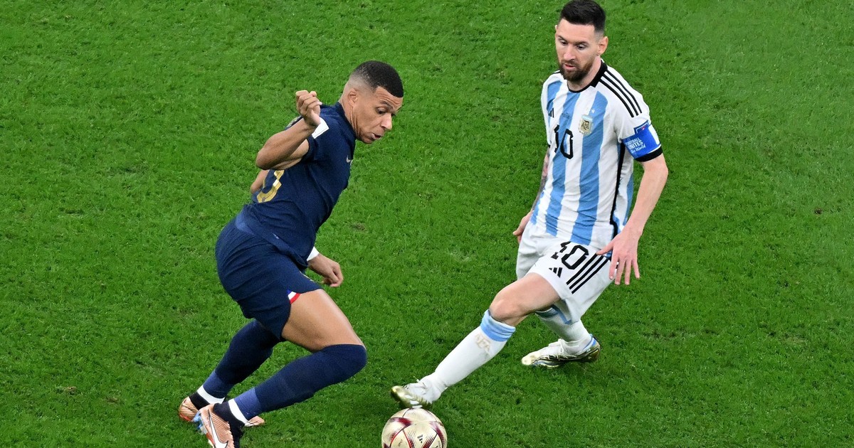 PSG. Kylian Mbappe gotowy do gry. Messi odpoczywa i chce przedłużyć ...