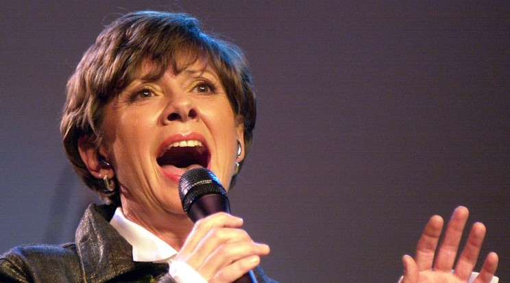 Katona Klári születésnapja - Blikk