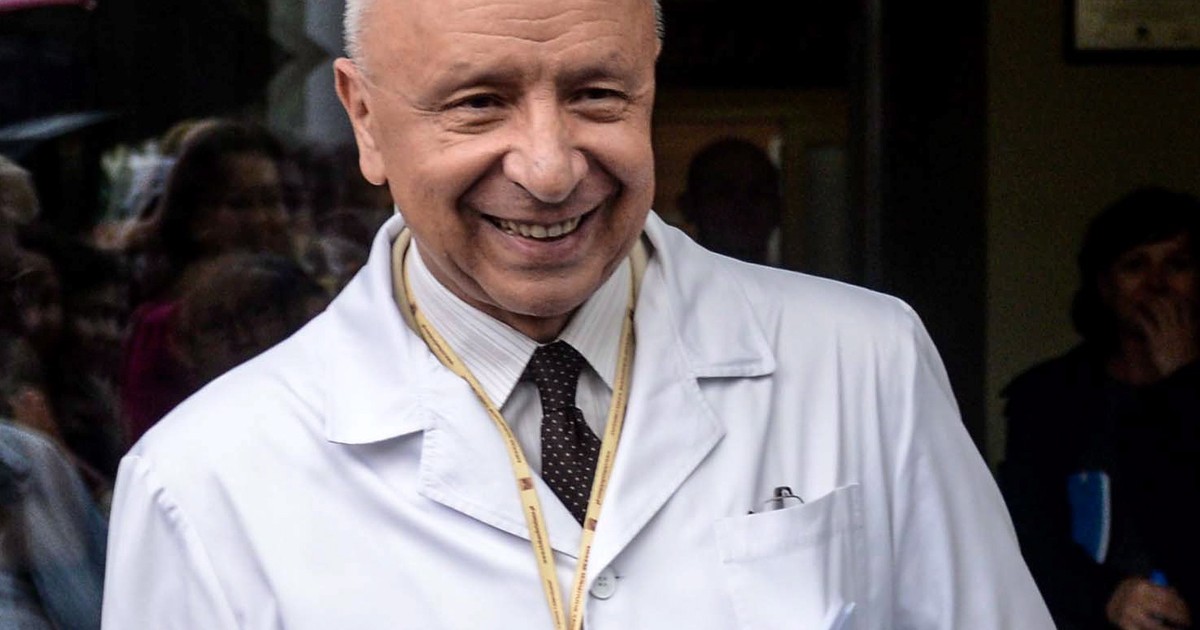 Teraz to prof. Chazan jest pacjentem - Wiadomości