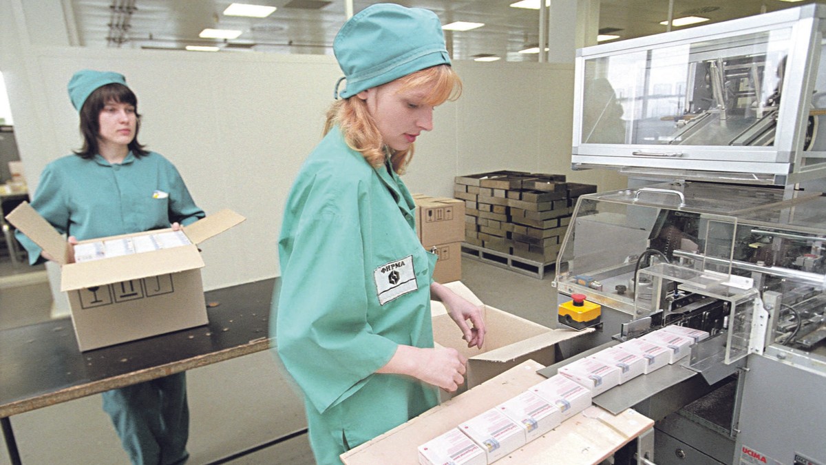 Farmaceuti: Uništićete 15 fabrika lekova u Srbiji - Blic