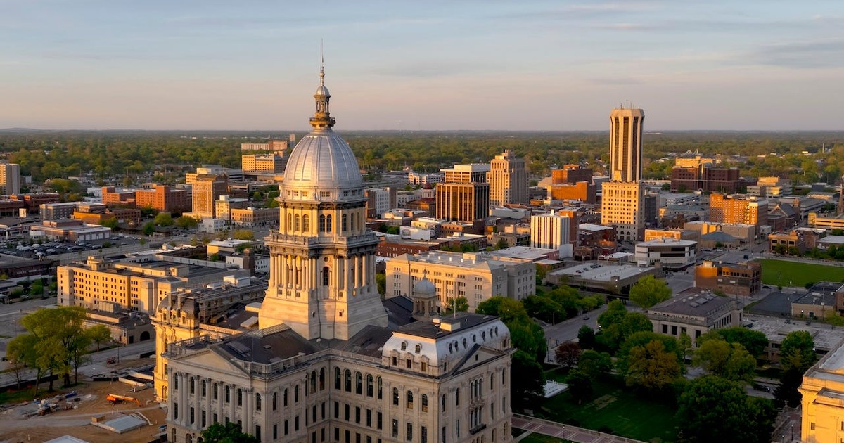 These midsize Midwestern cities were the hottest places to buy homes in ...
