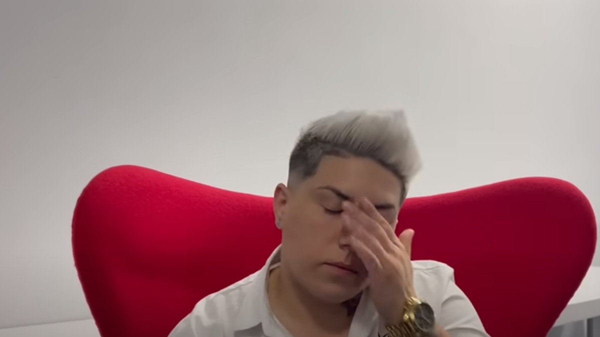 Matora doletela u studio nakon poziva Anitinog oca, rešile da se zaštite