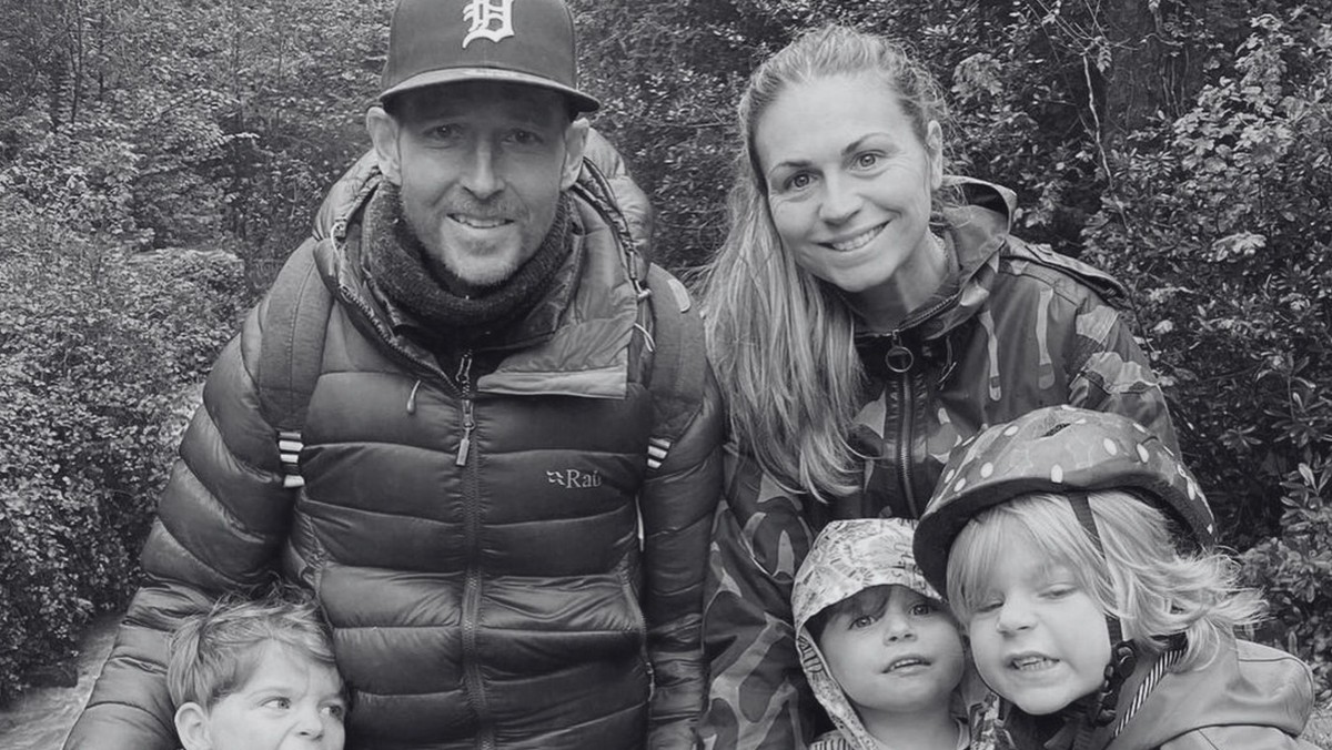 Rodzina i przyjaciele żegnają znanego prezentera. "Świat jest dziś ...