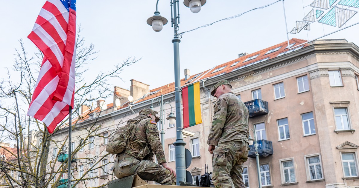 Zaginieni żołnierze USA na Litwie. Wóz M88 Hercules odkryty w zbiorniku