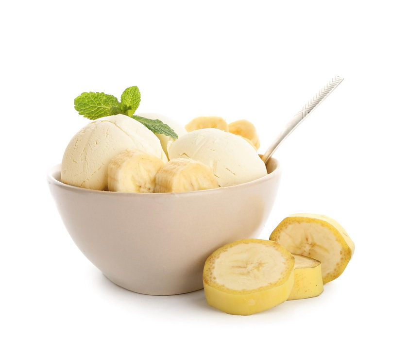 Błyskawiczny przepis na pyszne lody bananowe. Pokochają je wszyscy!