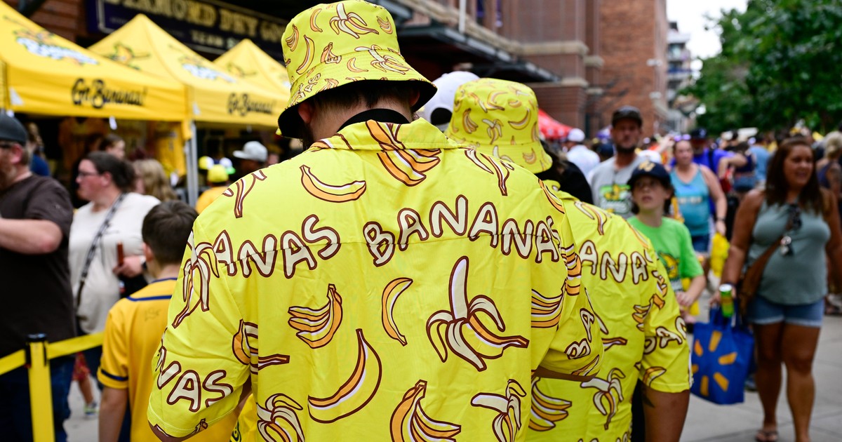 Is Google behind a mysterious new AI image generator? These bananas ...