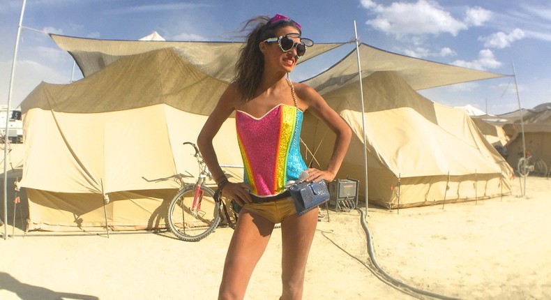 Here's what the inside of Burning Man's luxury camps for billionaires and celebrities looks like ...