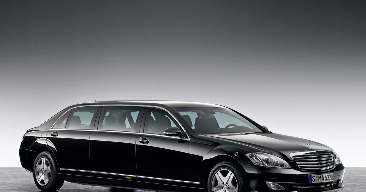 Kim Jong Un travels with a convoy of Mercedes-Maybach armored limos ...