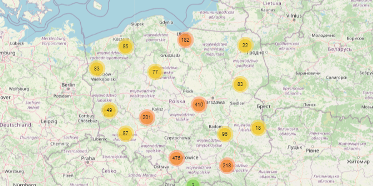 Ile szkół wybrało kontrowersyjny podręcznik do HiT-u? Jest mapa ...