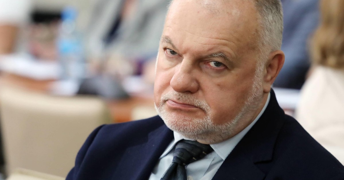 Prezes NFZ chce podnieść nam składki!