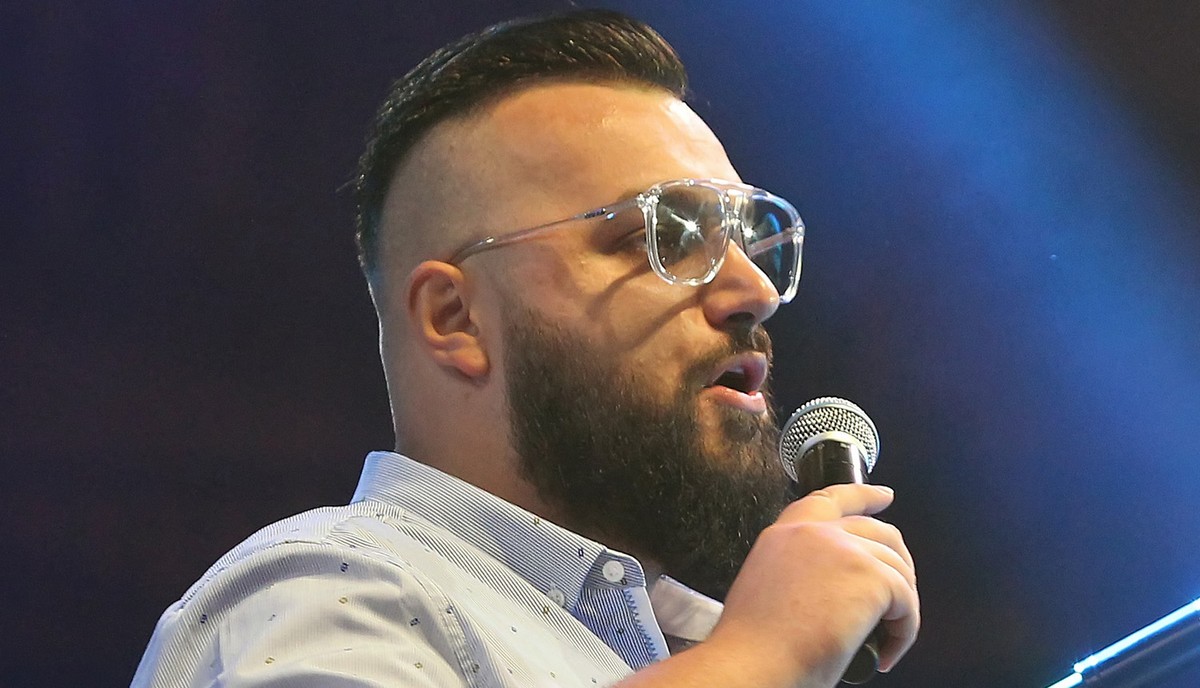 Ovo je devojka koju je čupao Buba Koreli po ulici: Reper u otvorenoj vezi sa njih dve, znaju ...