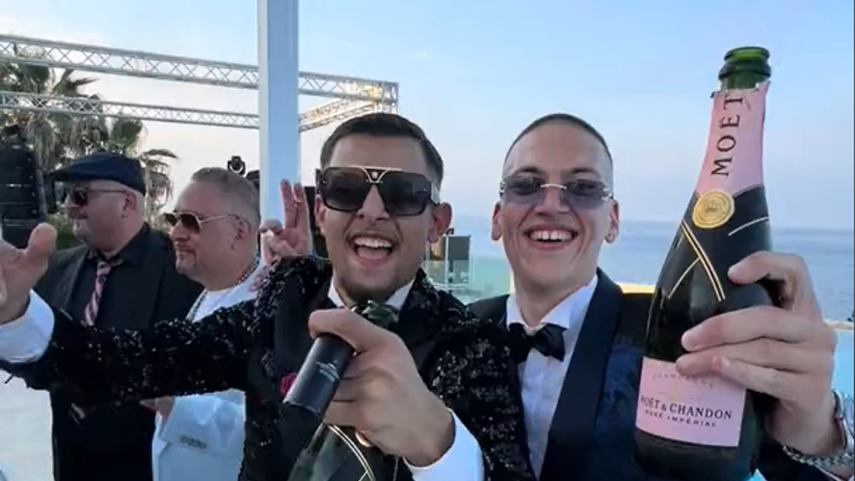 Srpski gastarbajter gazda Mecka bio kum na sicilijanskoj svadbi od ...