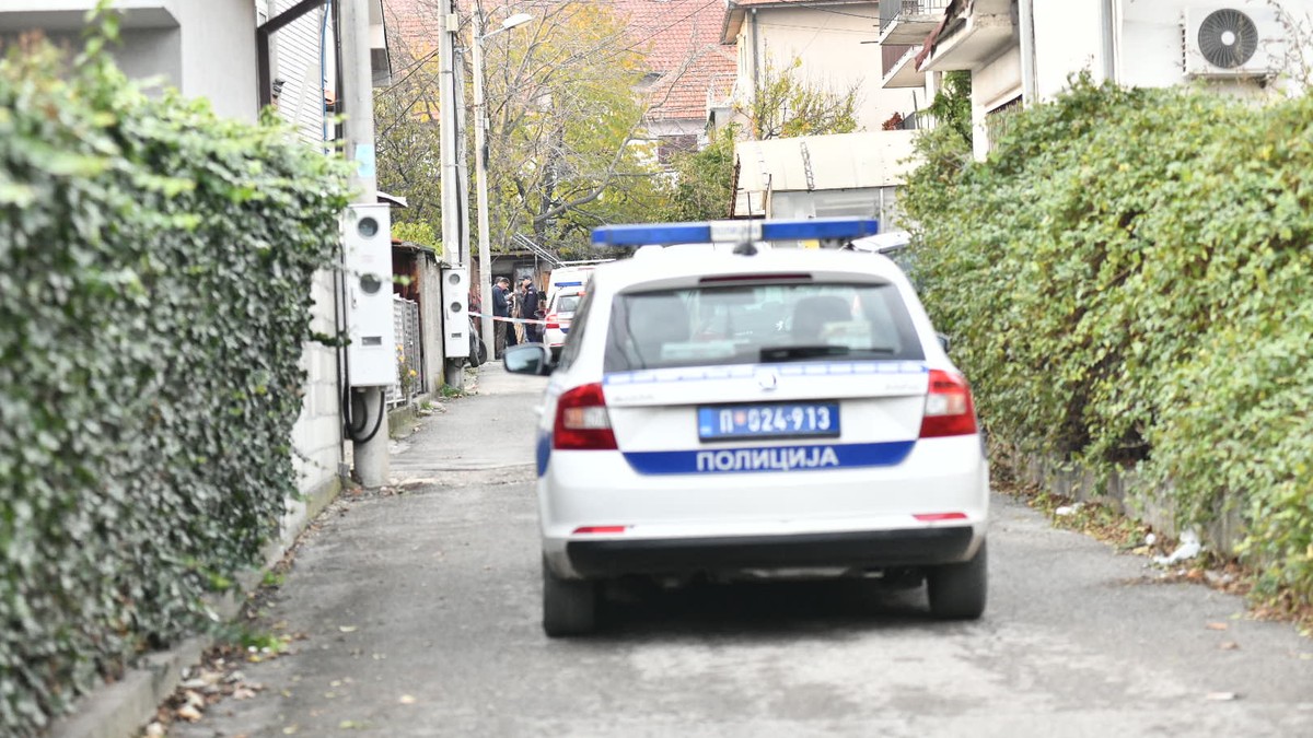 Prve slike sa mesta ubistva i samoubistva u Kaluđerici: Pored tela pronađena oproštajna pisma - Blic