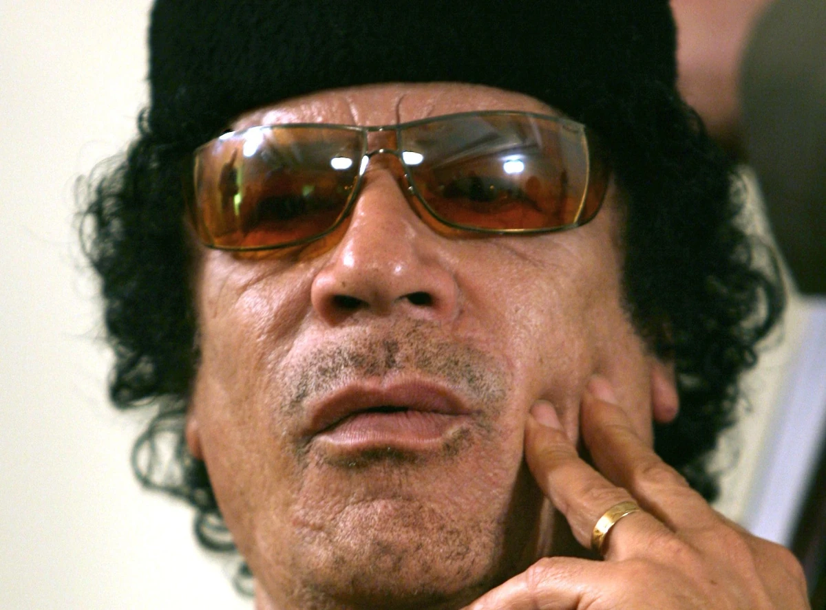 "Kadafi szykował zmianę sojuszy. Dlatego musi zginąć lub uciekać ...