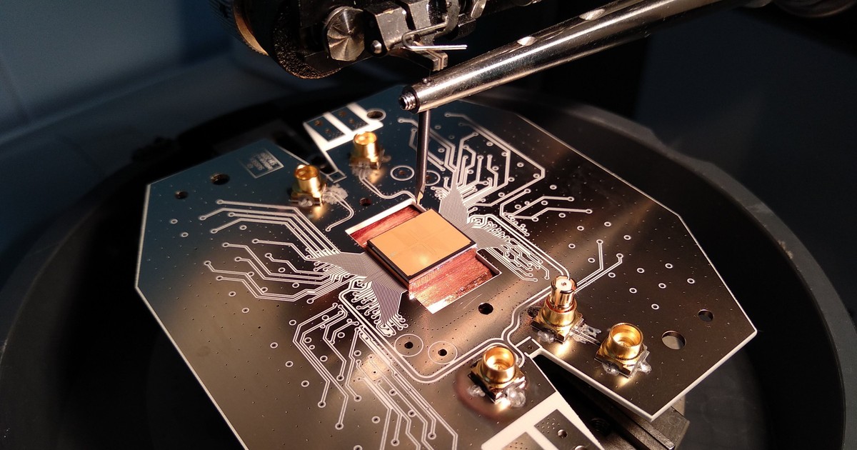 Market pros break down the bull case for the nascent quantum computing ...