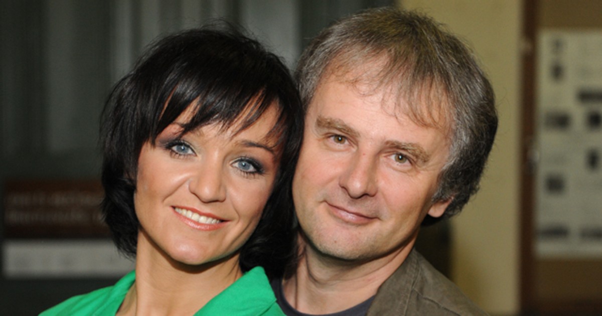 Életükben másodszor tették meg. Szandi és Bogdán Csaba 25 évet vártak ...