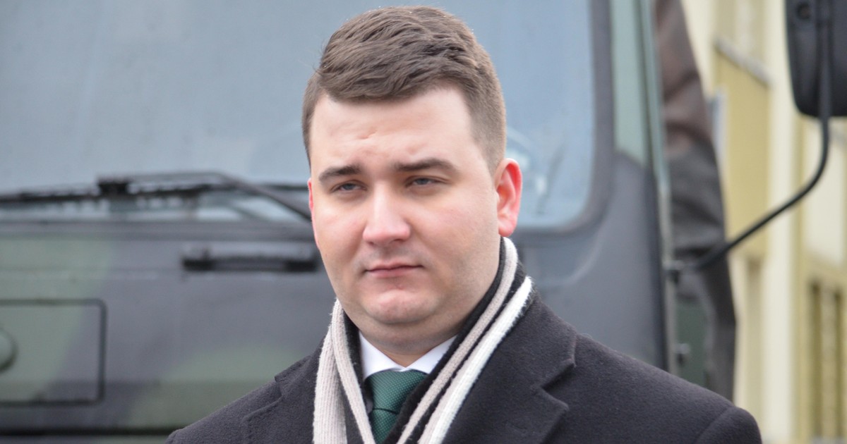 Misiewicz skończył studia!