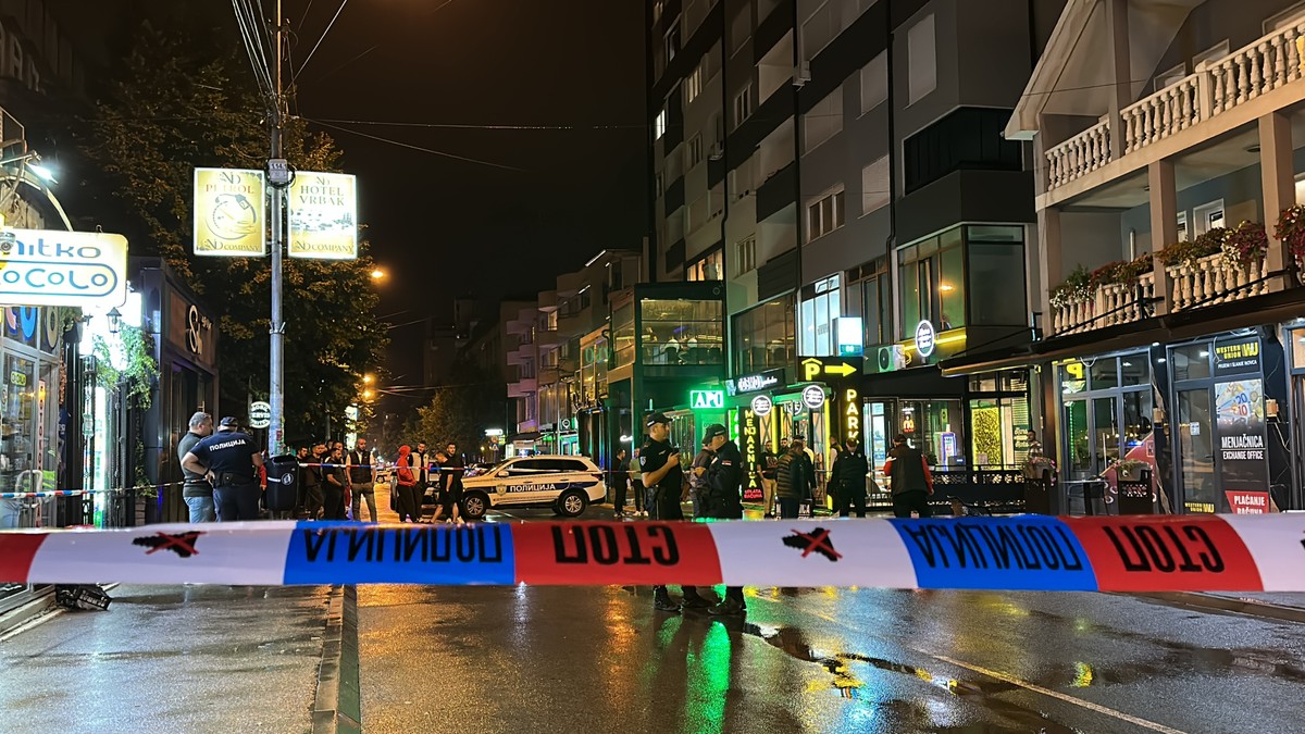Prve slike sa mesta pucnjave u Novom Pazaru, policija identifikovala napadača - Blic