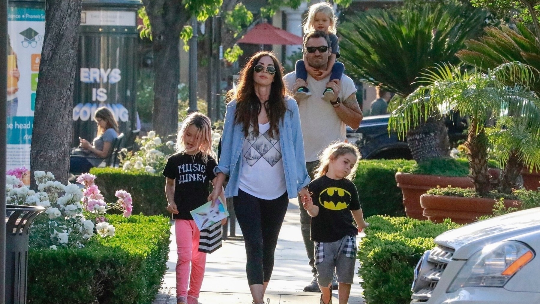 Každý už má svoj život, a každý z nich túži po ďalšom bábätku: Megan ...