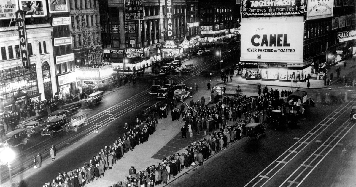 25 vintage photos show how desperate and desolate America looked during ...